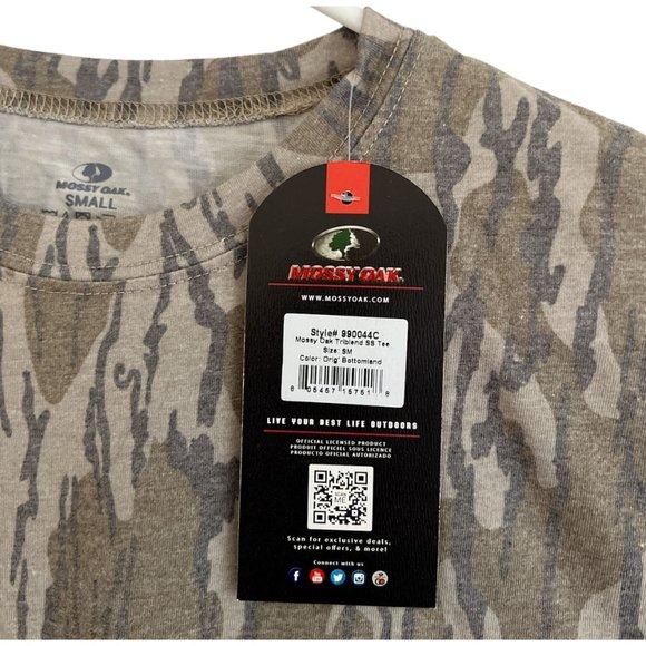 Mossy Oak | Shirts | Mossy Oak Triblend Short Sleeve Tee Original ...